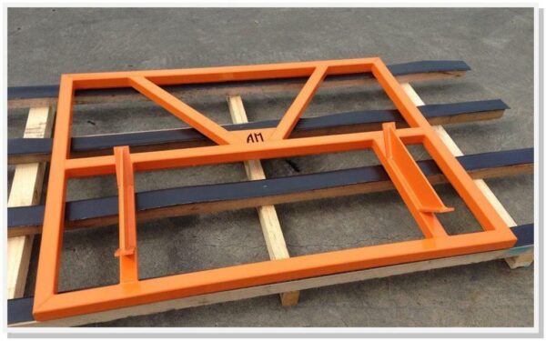 Smudge / Leveling Bar 1800mm | Associated Metalworks