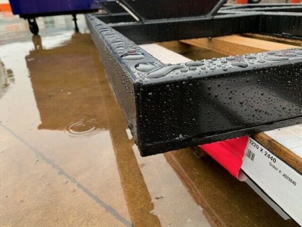 Smudge / Leveling Bar 1800mm | Associated Metalworks