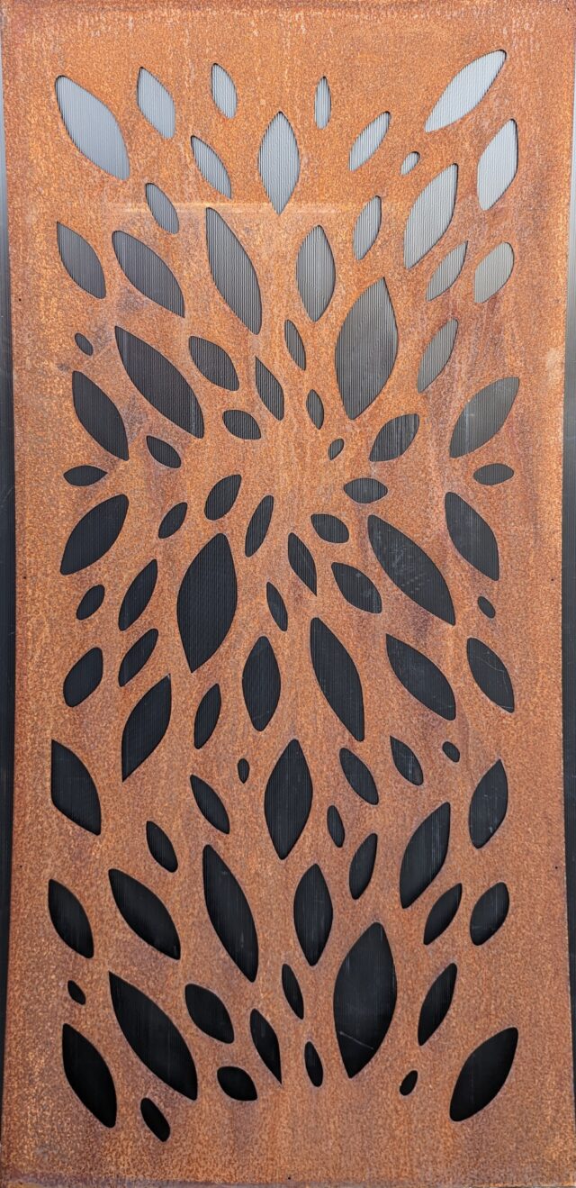 Flora - Rusty Look | Associated Metalworks
